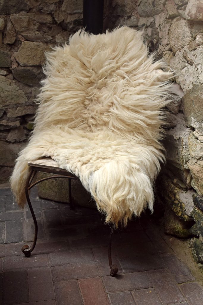 Felted Fleece Rug 'Welsh Mountain' - Vegetarian Sheepskin Natural Wool ...